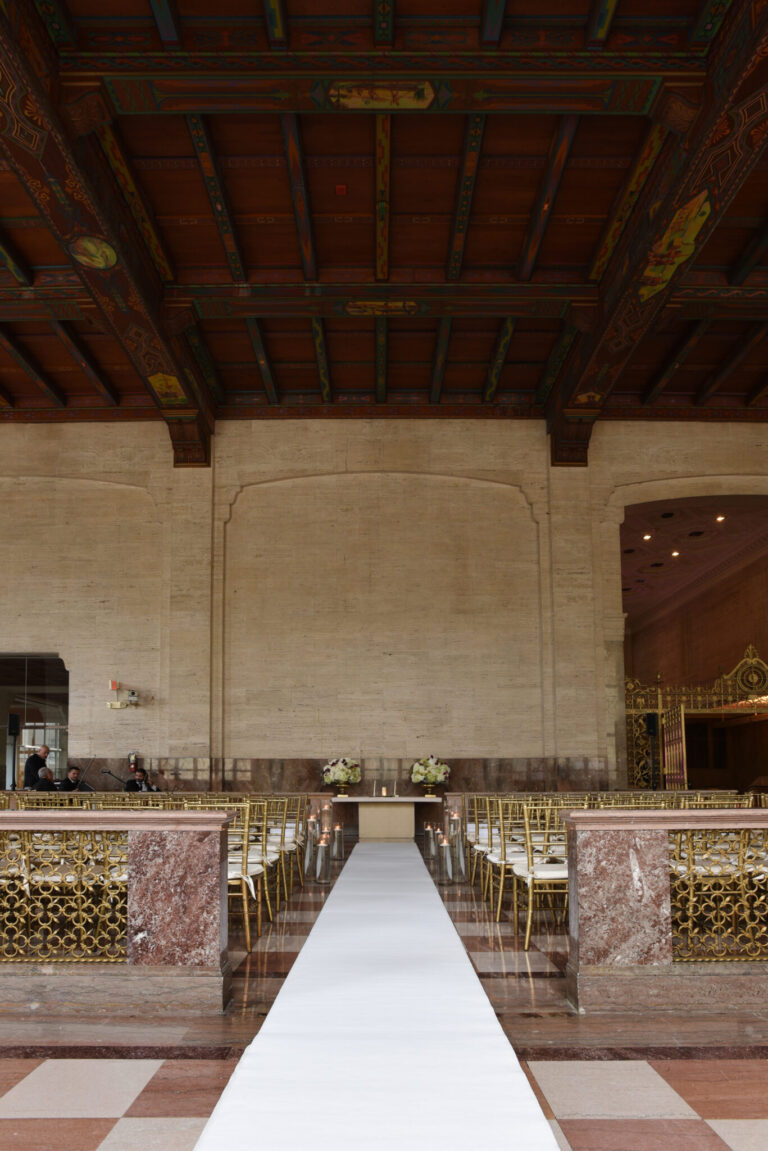 Indoor Aisle Inspiration at the Historic Alfred I. duPont Building ...
